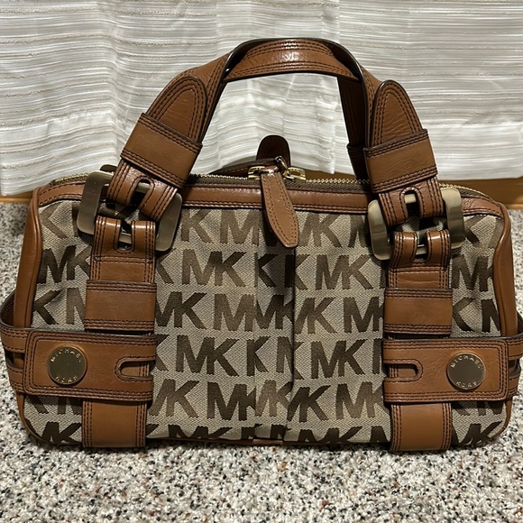 MICHAEL Michael Kors | Bags | Michael Kors Bag | Poshmark